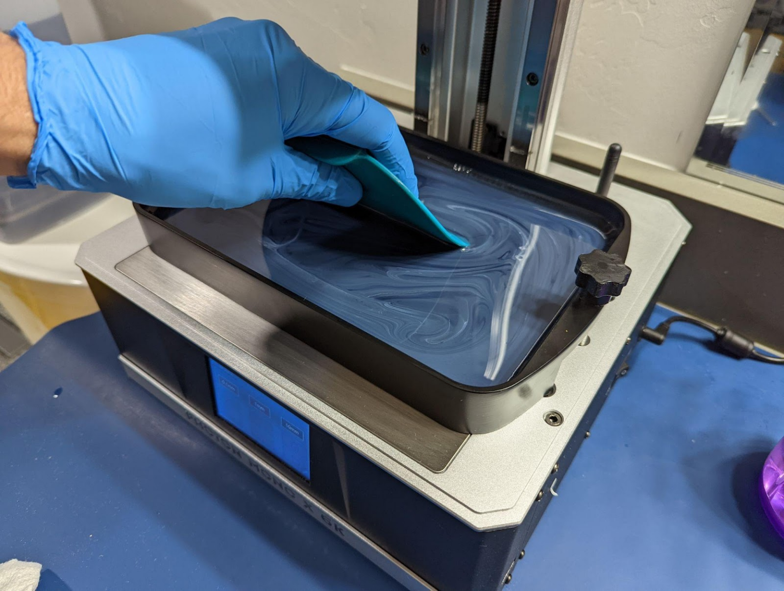 Resin Mixing and FEP Squeegee – Lychee Documentation